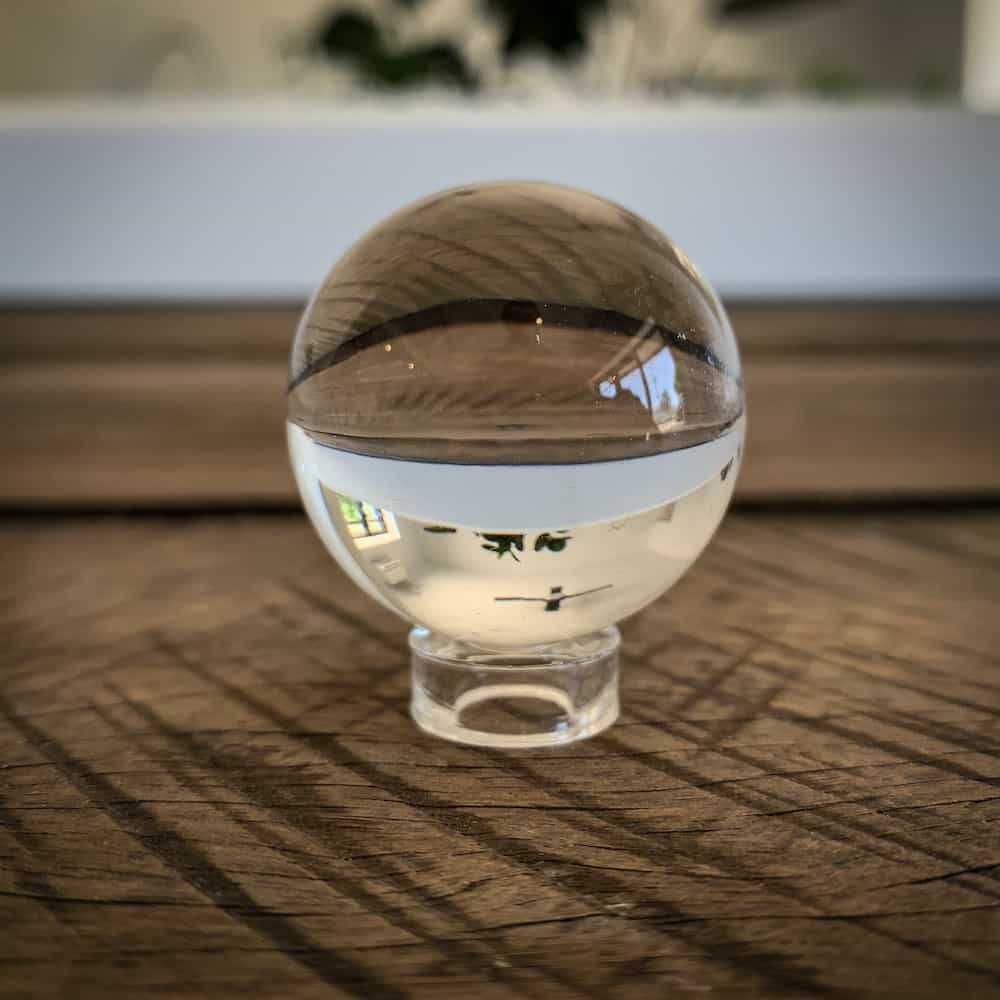 ACRYLIC MINI ORB STAND – Cinnabar Soul